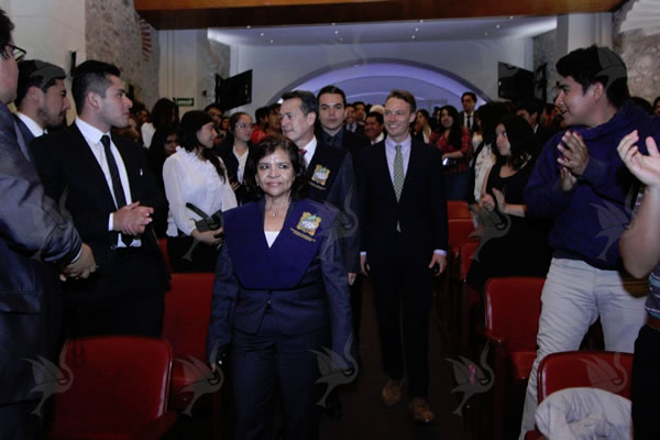 Profesor Honorario Visitante Josh Haner