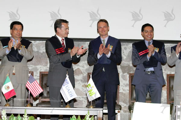 Profesor Honorario Visitante Josh Haner