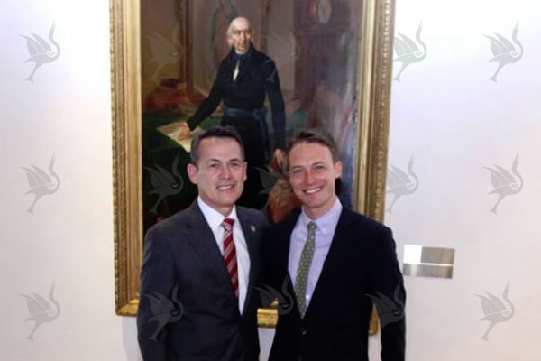 Profesor Honorario Visitante Josh Haner